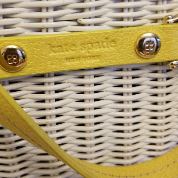 kate spade | Bags | Basket Weave Hand Bag | Poshmark
